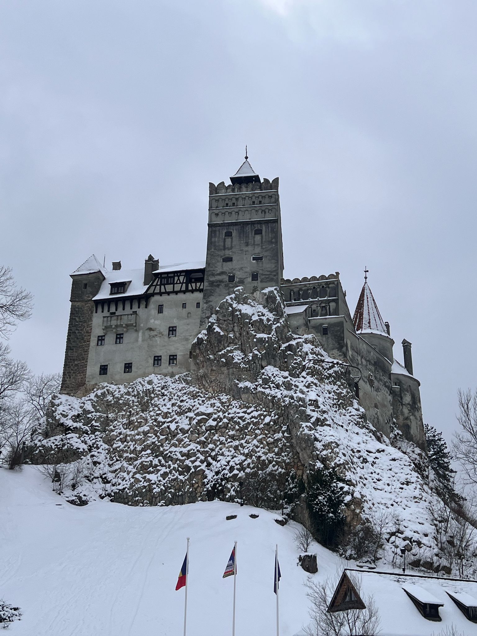 O Castelo de Bran: O Lar do Conde Drácula na Romênia